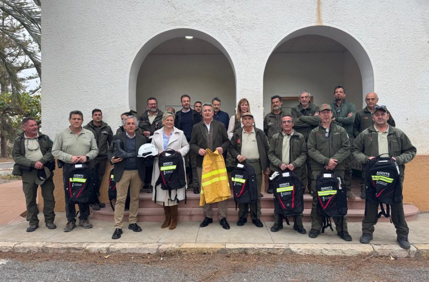 La Generalitat proporciona a los agentes medioambientales nuevos ...